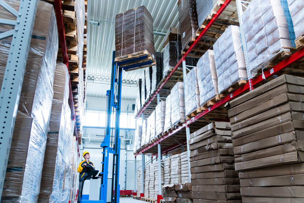 How to increase warehouse production capacity with a mezzanine